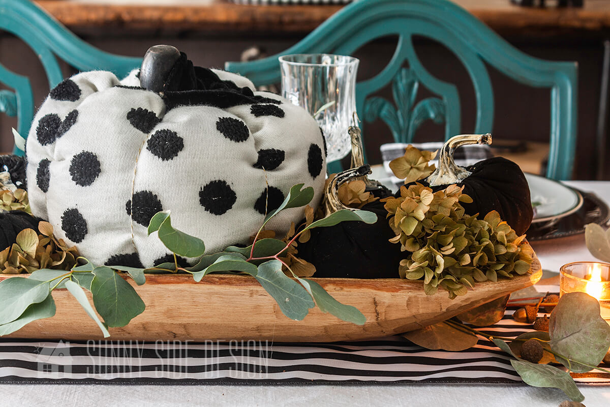 Simple Chic Black & White Fall Tablescape | Sunnyside Home
