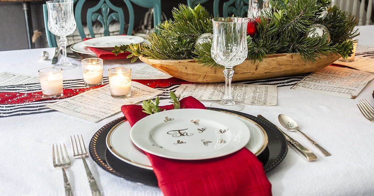Simple & Festive Holiday Table Decor | Sunny Side Design