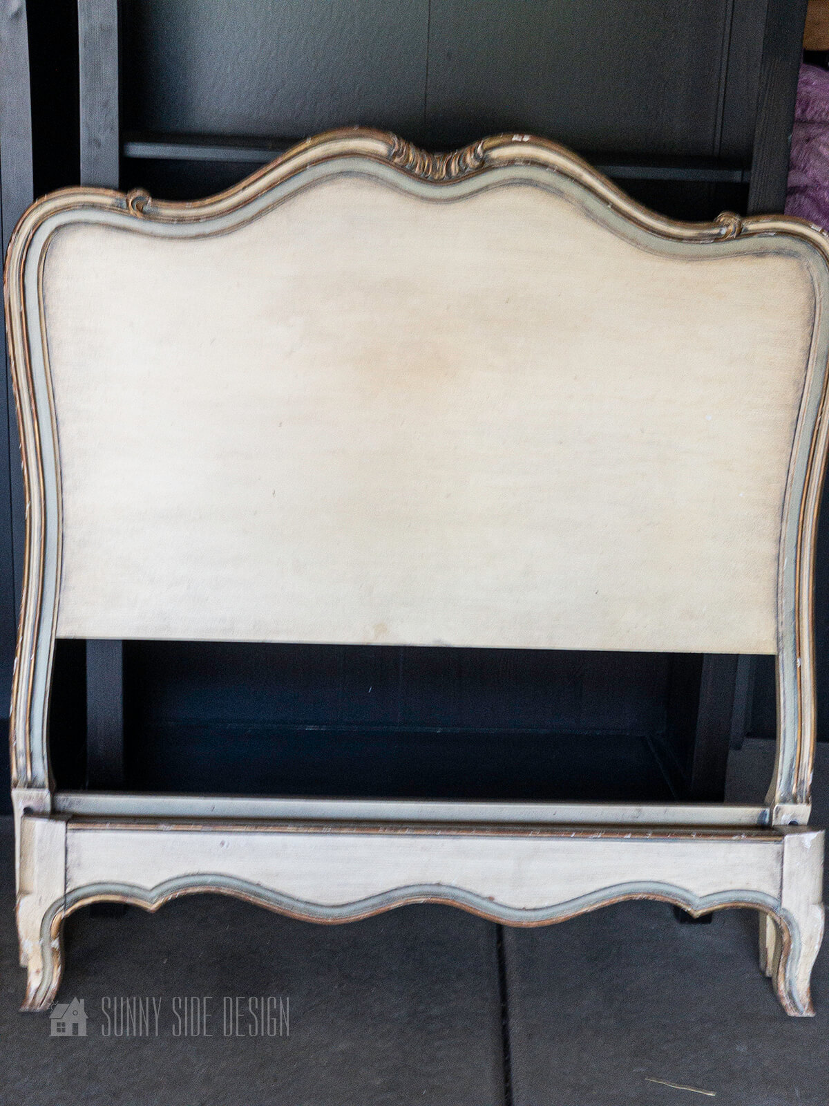 Clever Upcycle Idea: Transforming Twin Beds to Daybed | Sunnyside Home