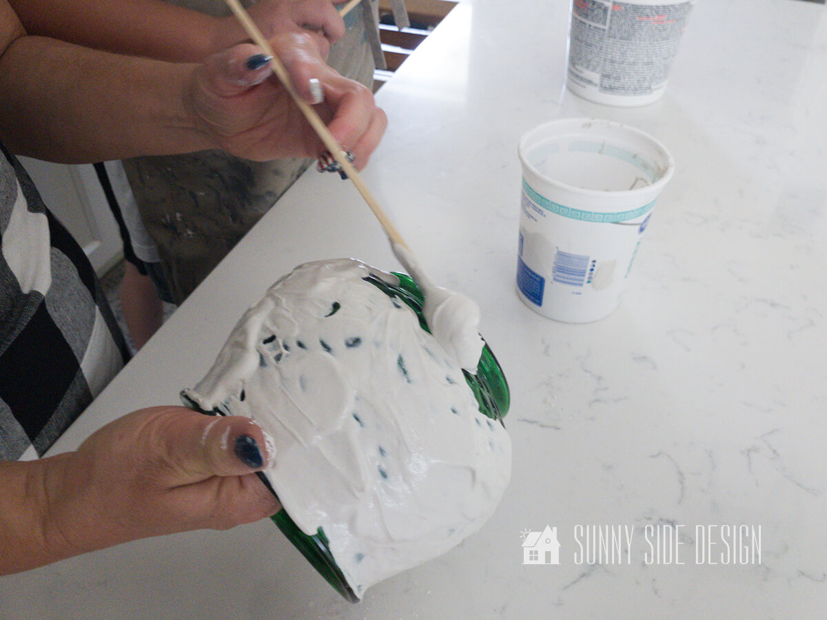 How to Make DIY Decor for Your Home: Faux Concrete Planter with Plaster