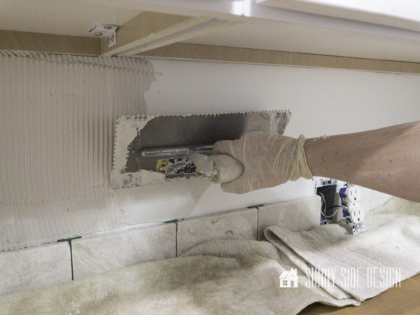 8 Tips for Beginners: Installing a Simple Tile Backsplash