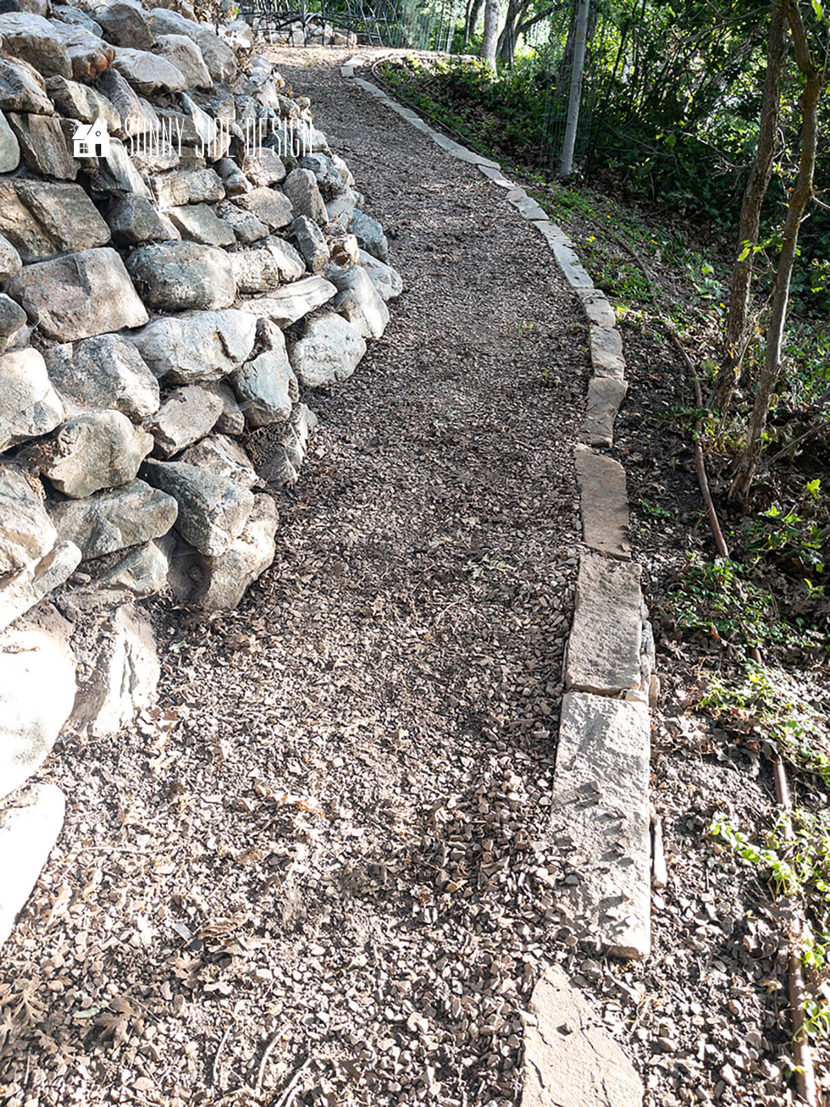 How to Make a Cheap and Easy Garden Path | Sunnyside Home