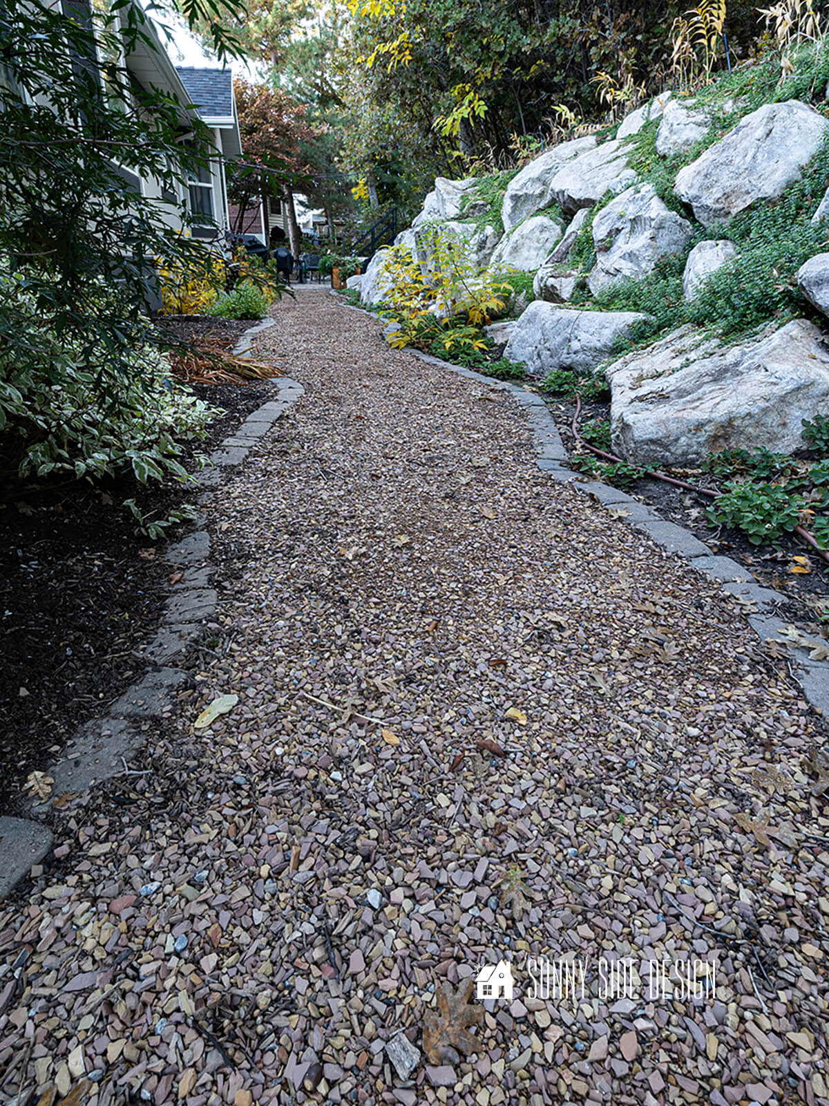 How to Make a Cheap and Easy Garden Path | Sunnyside Home