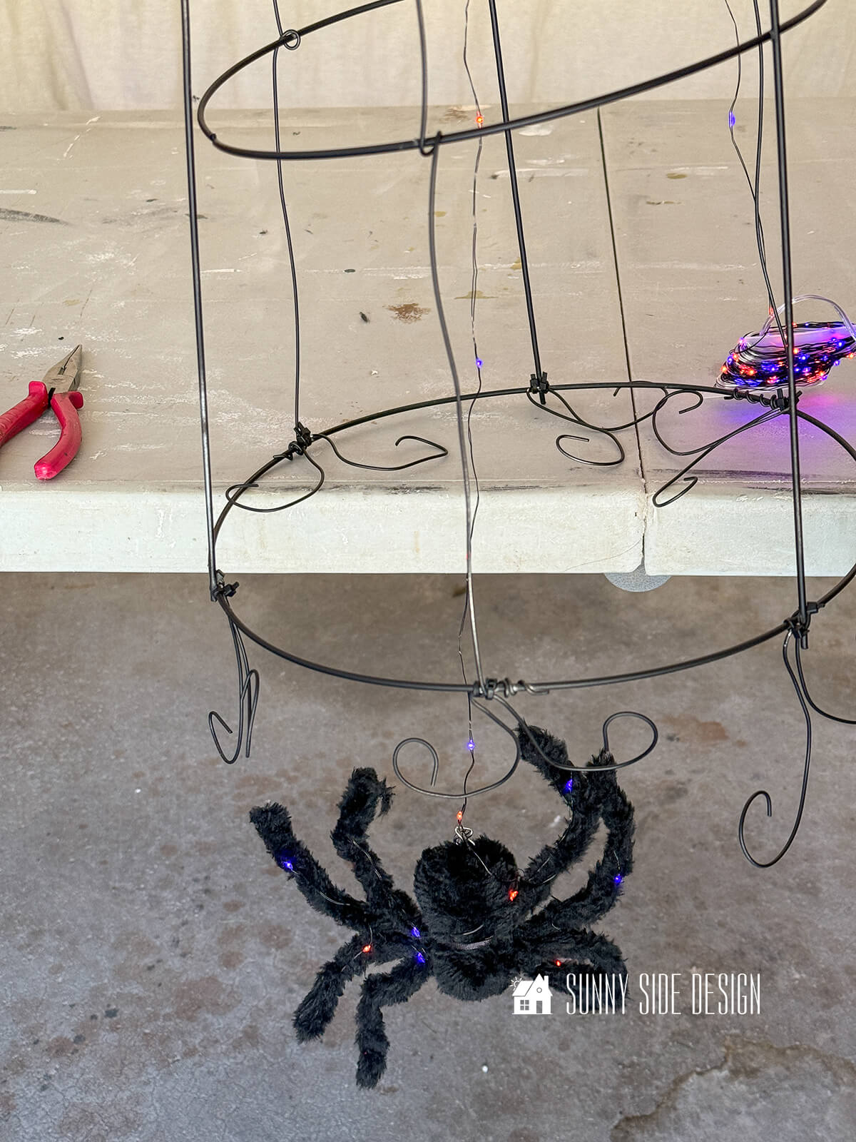 Easy Spider and Web Halloween DIY Outdoor Decorations | Sunnyside Home