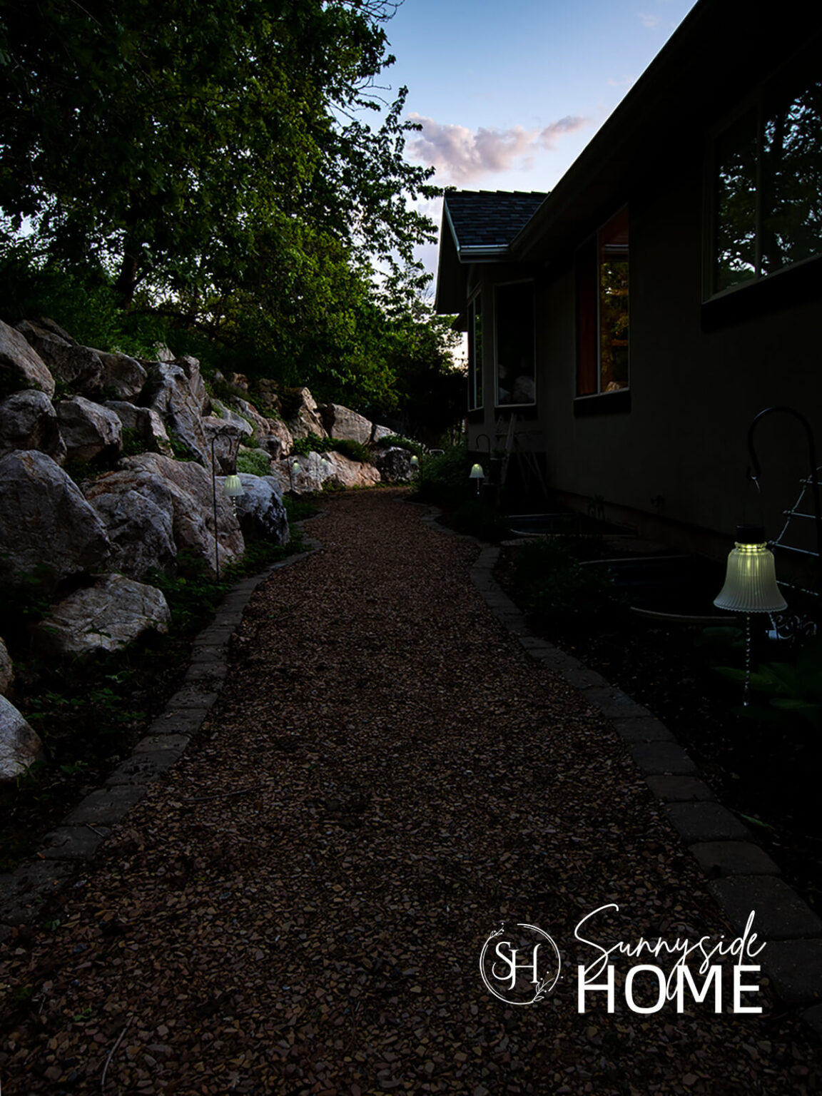 Simple and Cheap DIY Garden Lighting for Cozy Evenings | Sunnyside Home