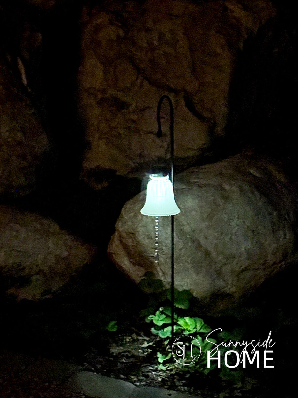 Simple and Cheap DIY Garden Lighting for Cozy Evenings | Sunnyside Home